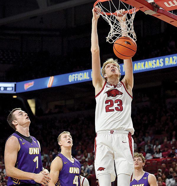 Late run lifts No. 16 Arkansas over Northern Iowa | News, Sports, Jobs ...